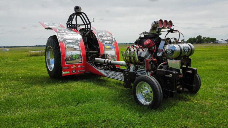 Tractor Pulling Simulator - Family Tradition - Tractor Pulling Simulator